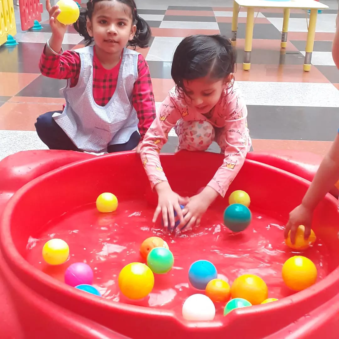 Best Pre-Nursery School near Pari Chowk, Greater Noida | MOUJ School